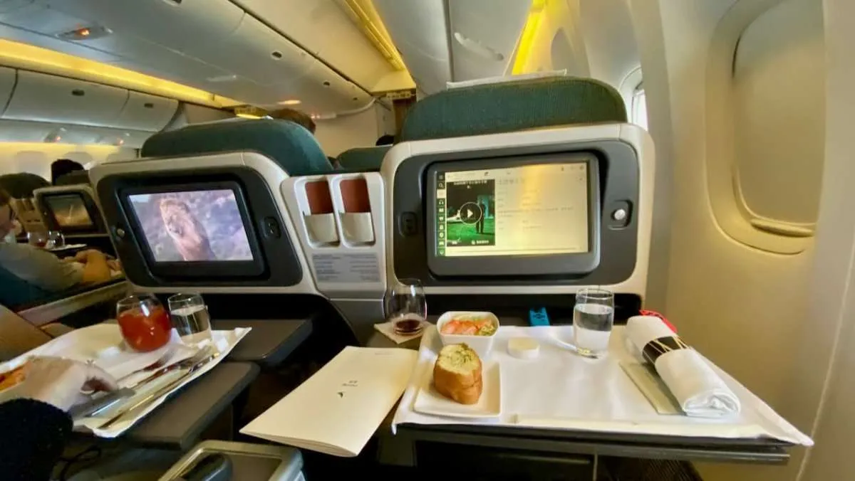 如何分辨假 J 和真 J？一不小心就會搭到區域型商務艙！ | FlyAsia